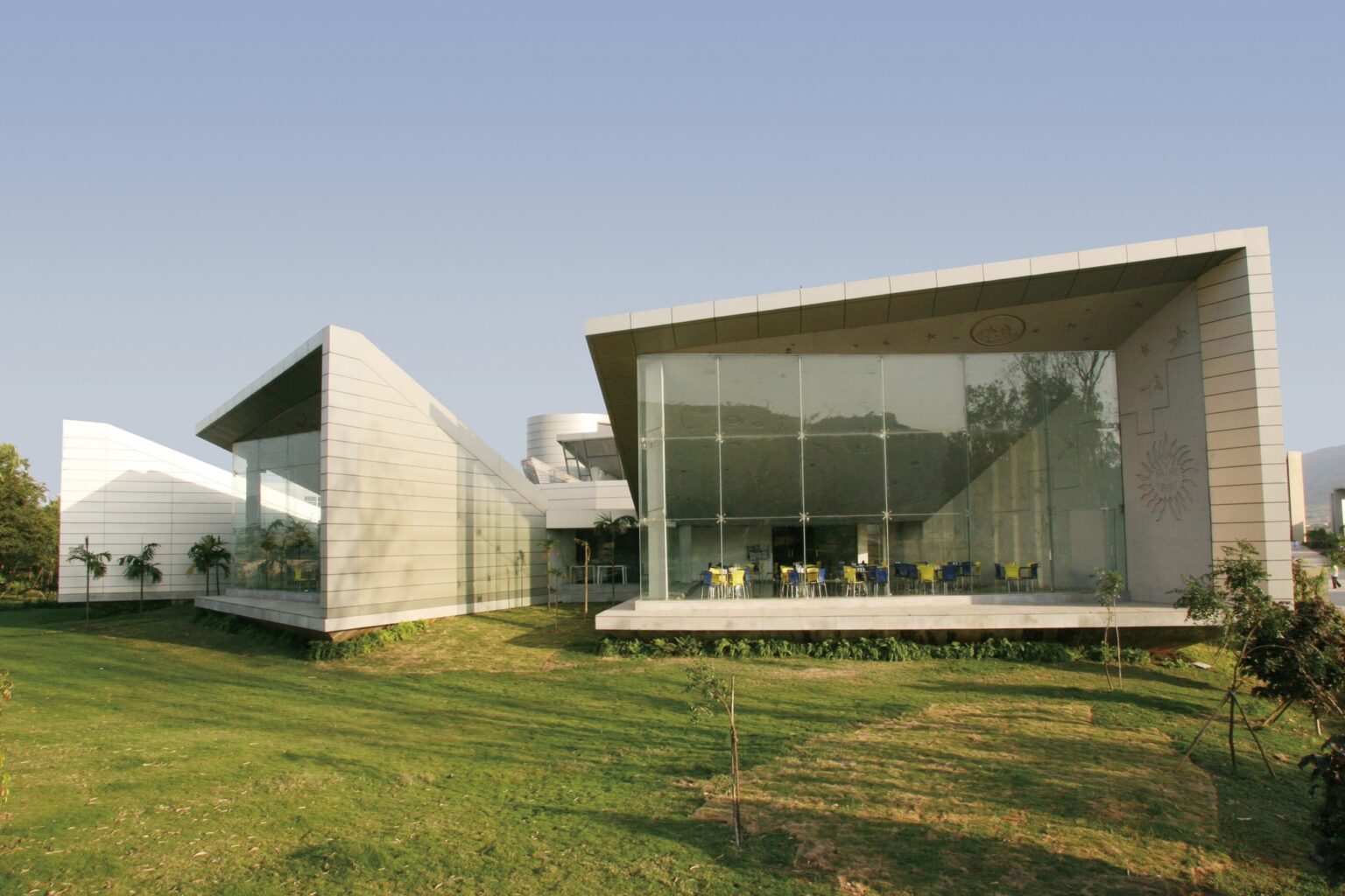 Top 10 DG Approved DNS Colleges in India - Rife Consultancy